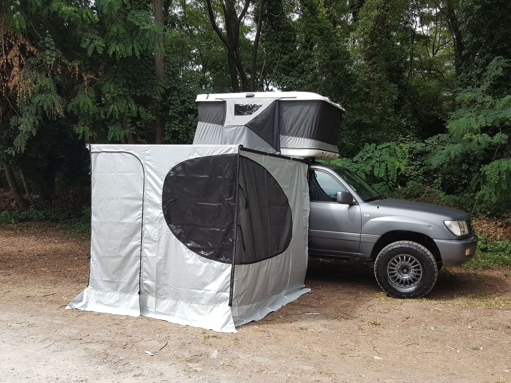 JAMES BAROUD SIDE-AWNING Side Walls | Additional Protection and Privacy