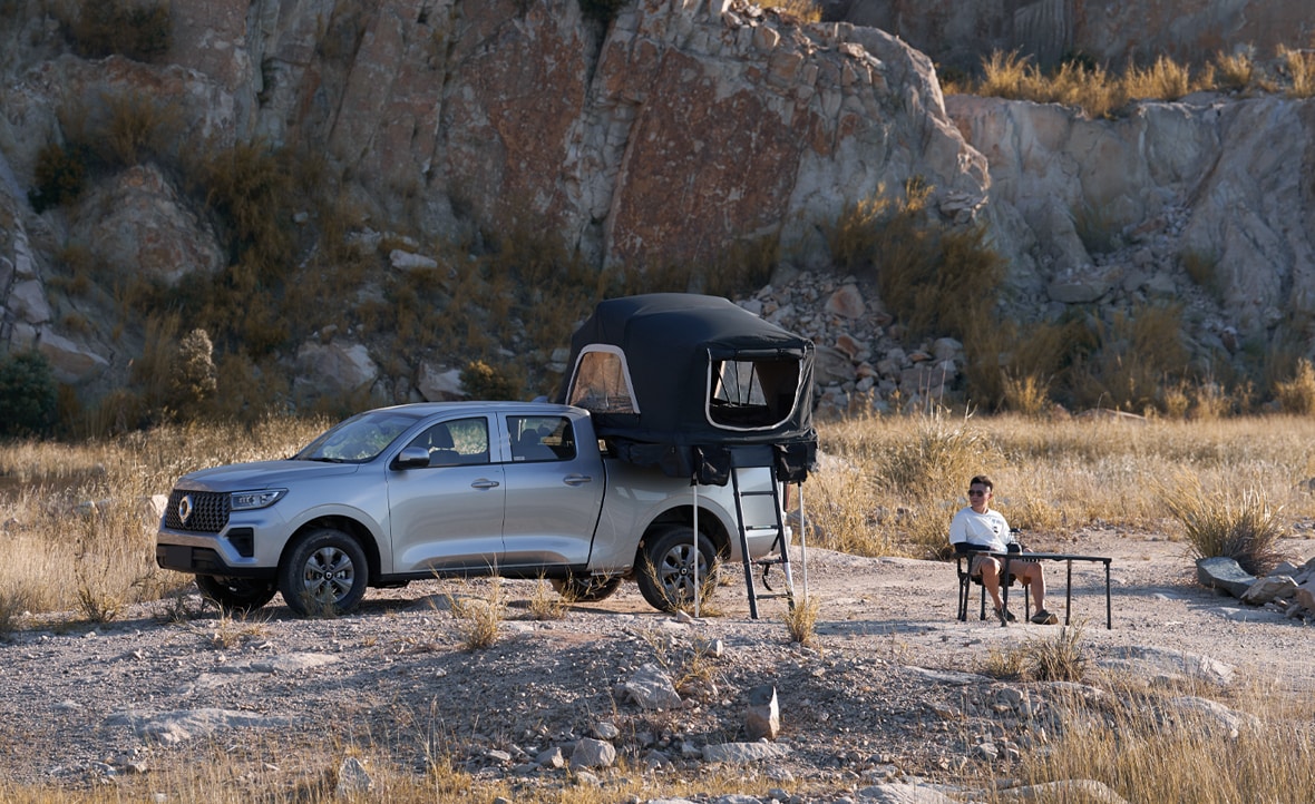 Wild Land Voyager PRO 140 Roof Tent - BALTIC OVERLANDERS